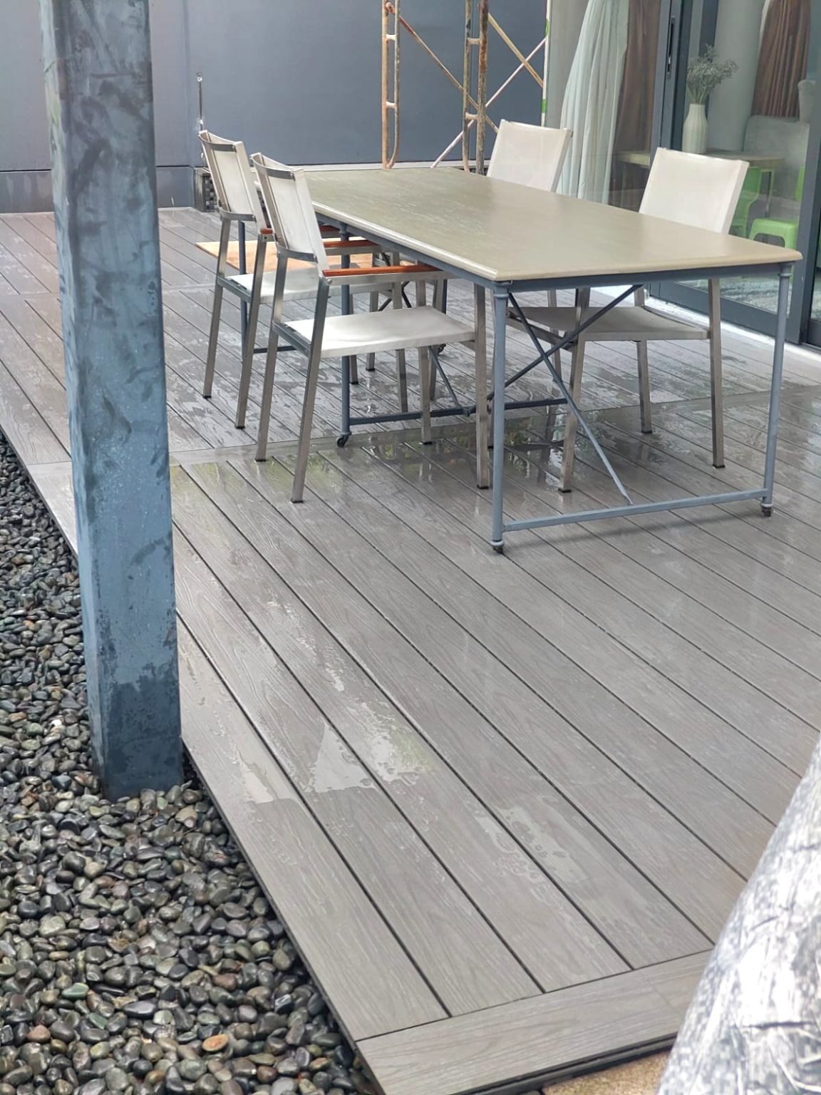 Composite Decking @ 124 Coronation Road - U1 Floor